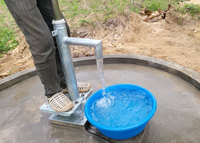 DROP4DROP - Kawango A 1 Village, Mpigi District, Uganda